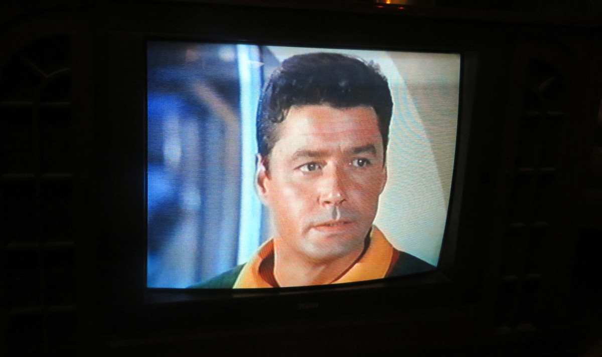 1996 RCA Color Track Plus Color Console G27352DT & Two Amazing 1980s ...