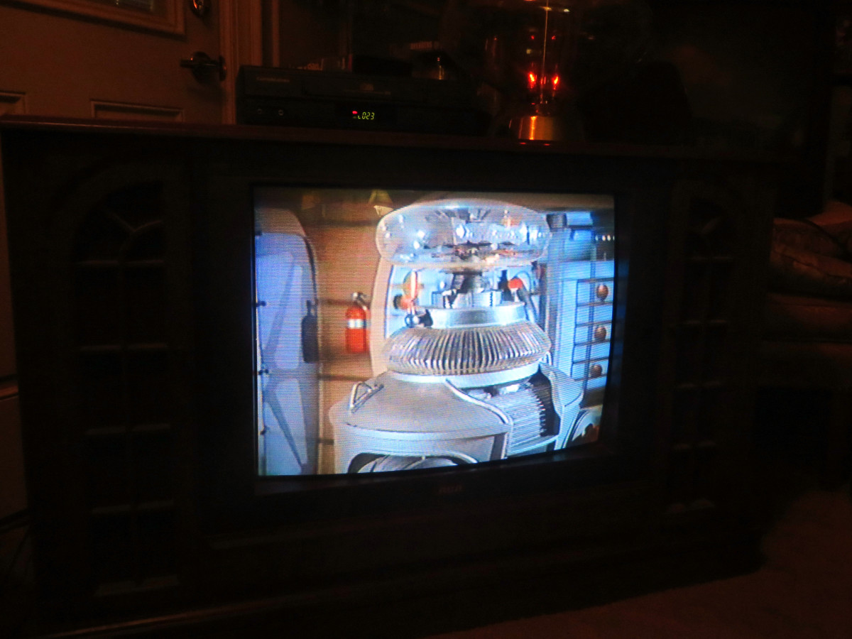 1996 RCA Color Track Plus Color Console G27352DT & Two Amazing 1980s ...