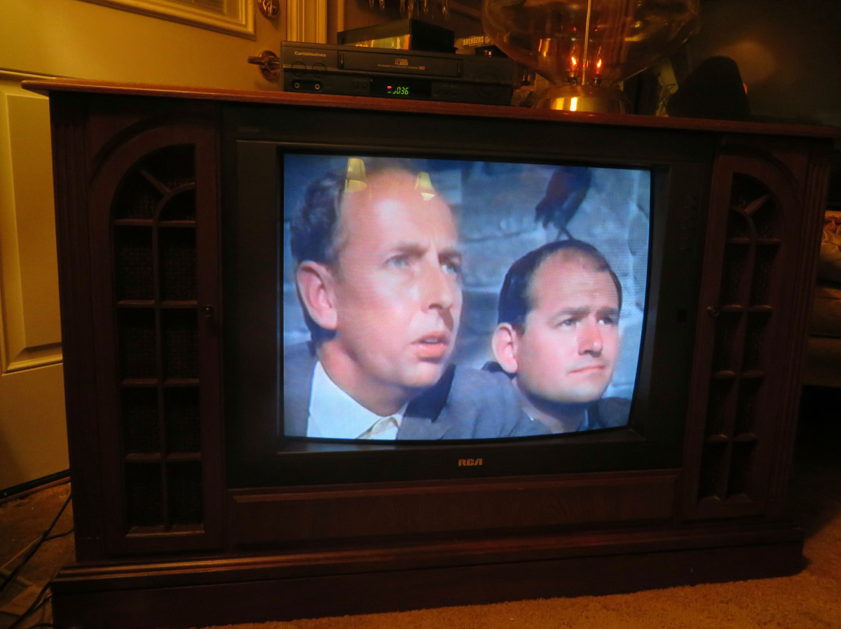 1996 RCA Color Track Plus Color Console G27352DT & Two Amazing 1980s ...