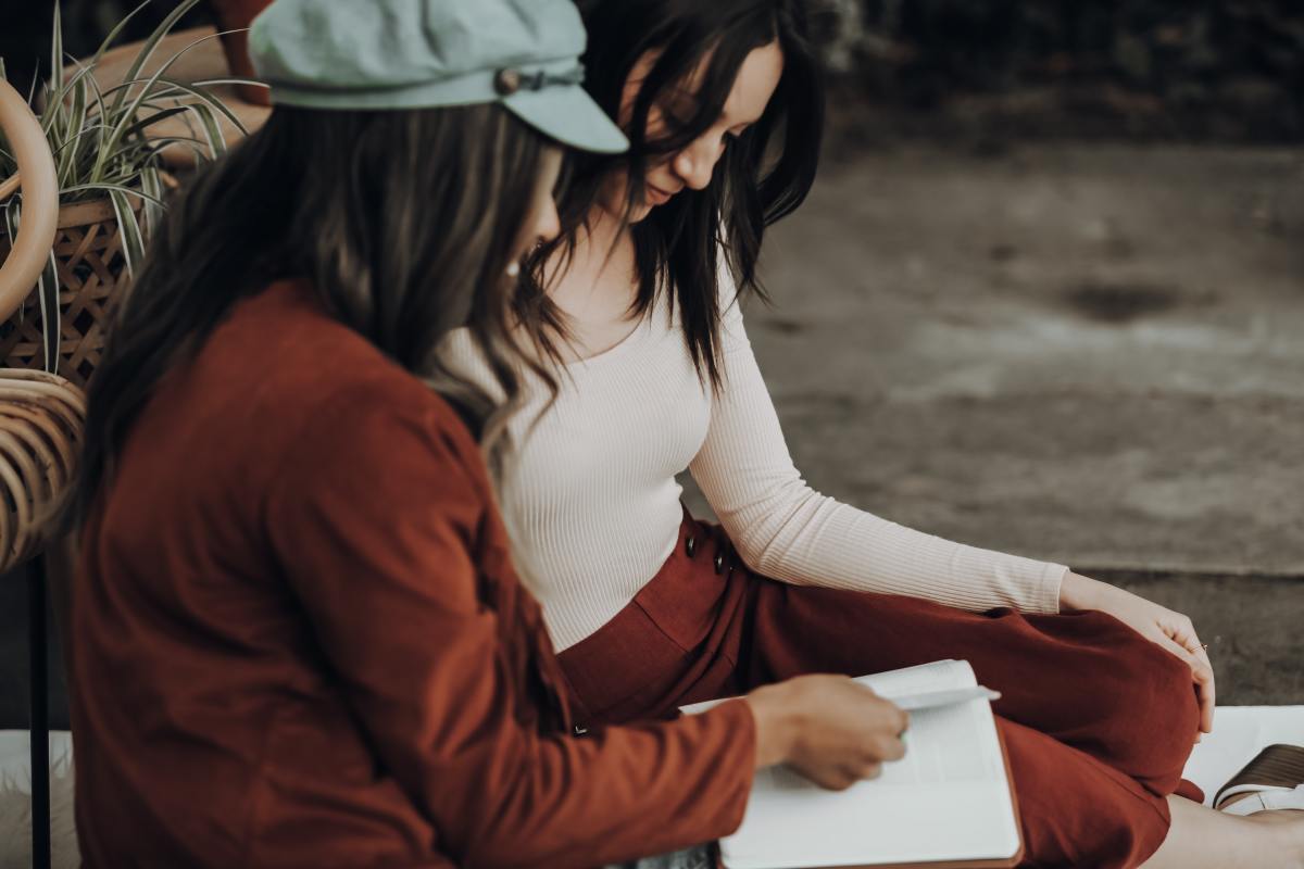 Small Group Bible Study: 7 Benefits - HubPages