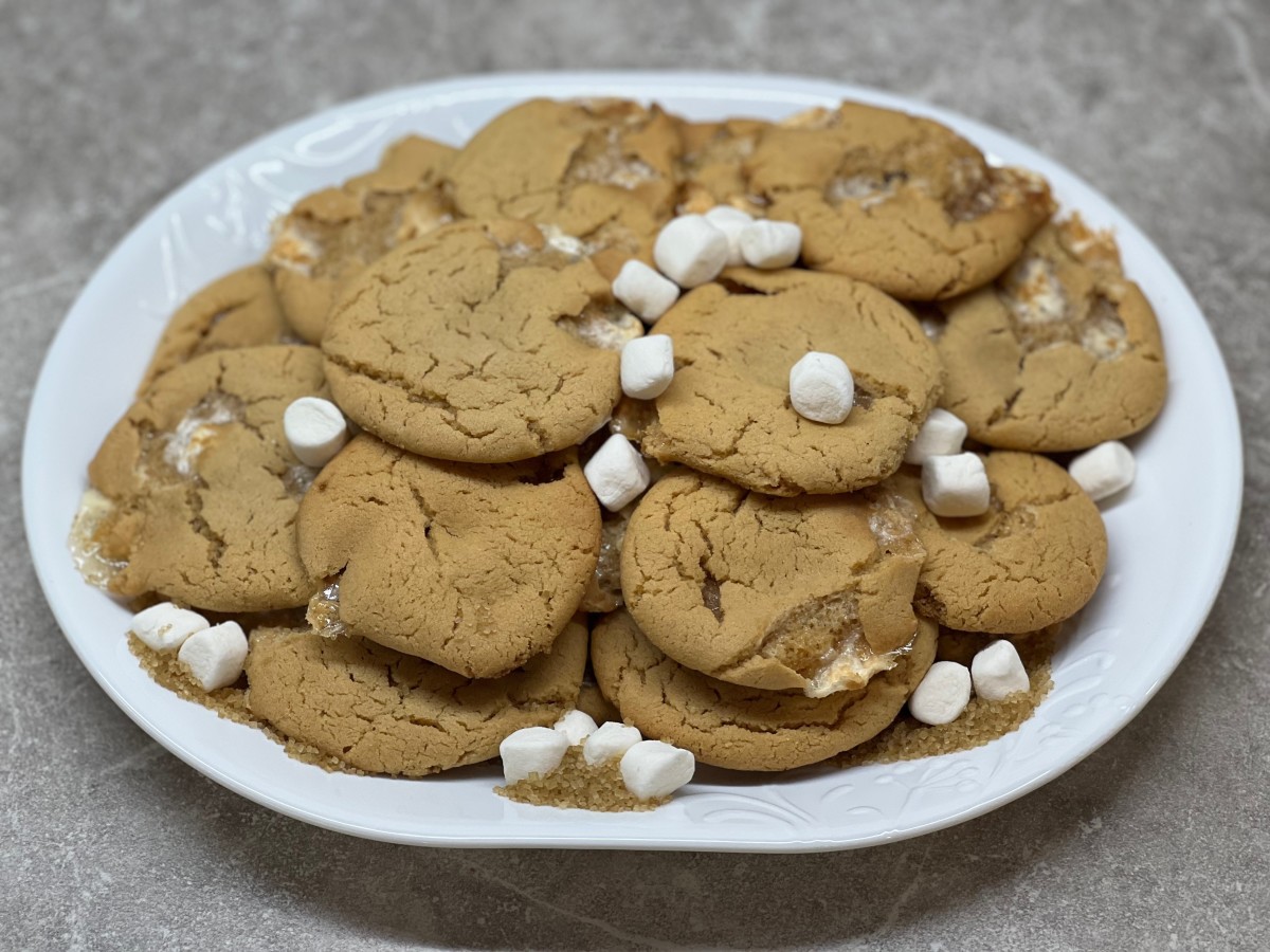 Fluffernutter Peanut Butter and Marshmallow Cookies - HubPages