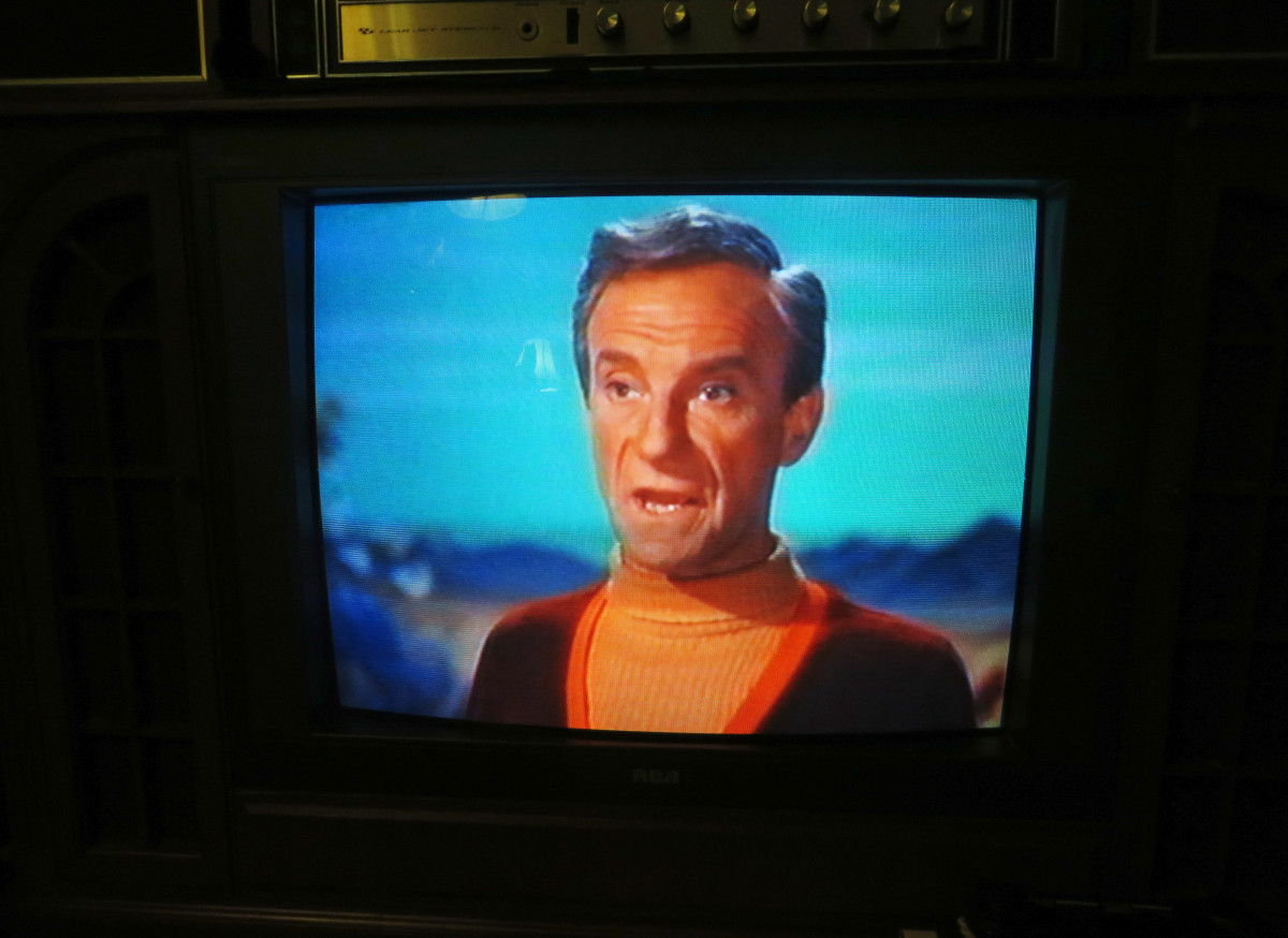 1996 RCA Color Track Plus Color Console G27352DT & Two Amazing 1980s ...