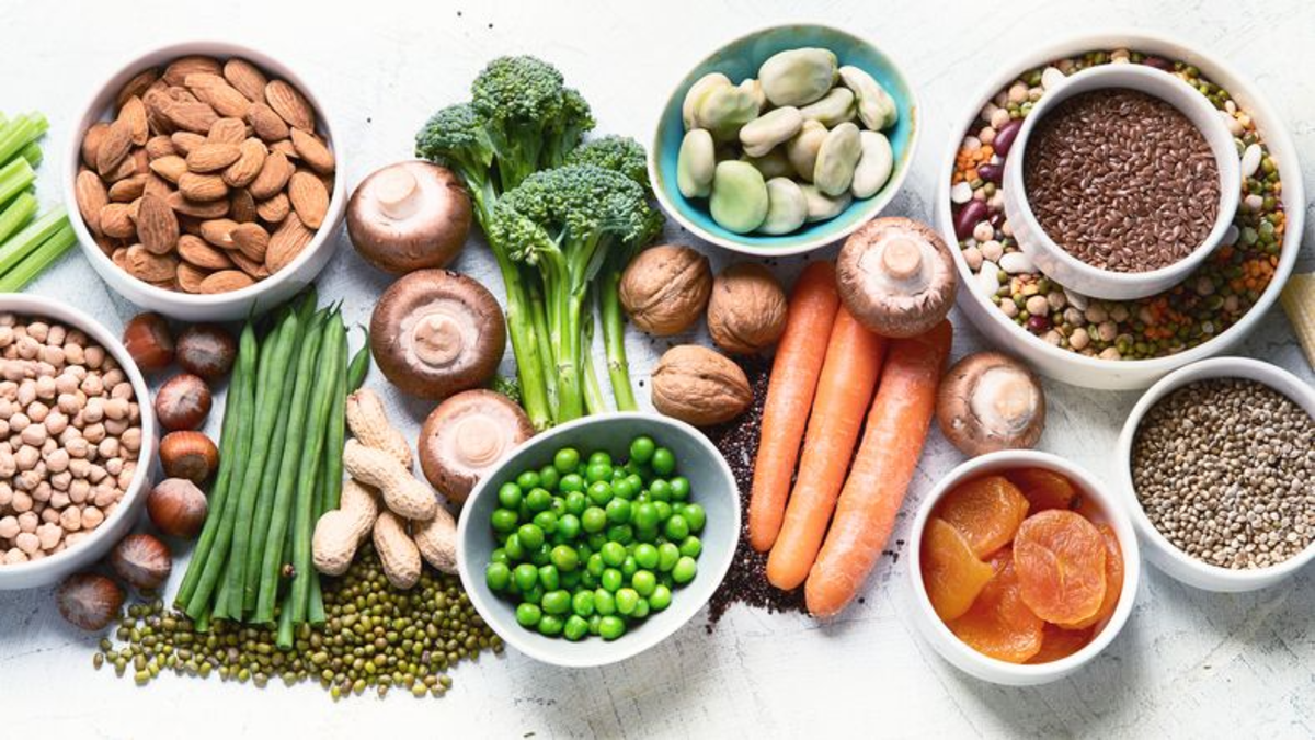 The Plant-Protein Blueprint: A Simple and Easy Guide to Getting Enough ...
