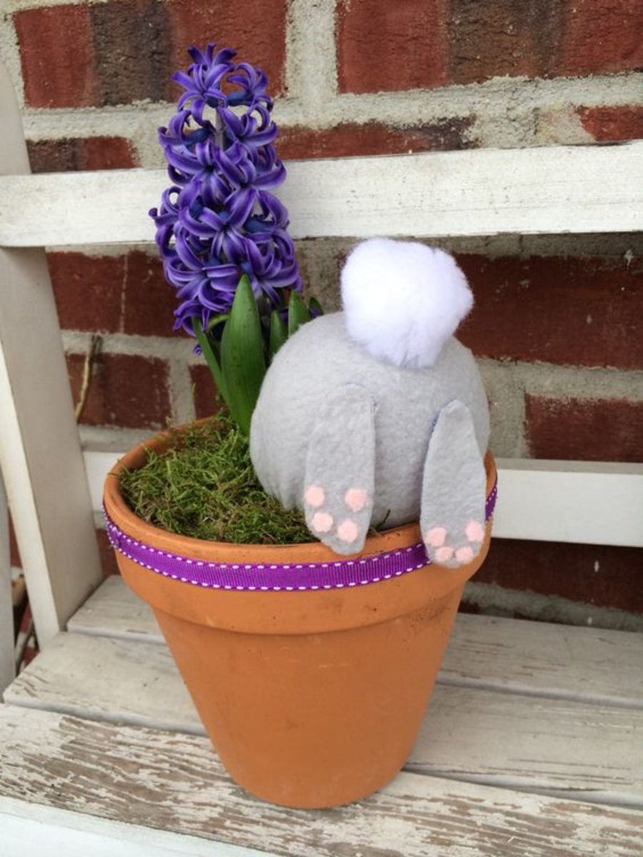 30+ Easy & Cute DIY Bunny Butt Planters - HubPages