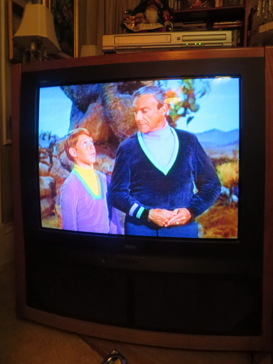 1998 RCA Colortrak Television Model G32643sk, RCA Chassis CTC187CN3 ...