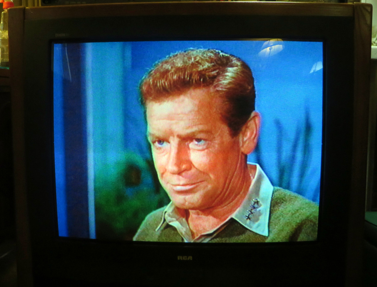 1998 RCA Colortrak Television Model G32643sk, RCA Chassis CTC187CN3 ...