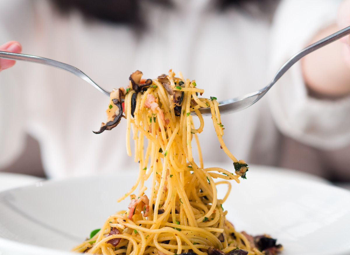 Italian Tourist Certain Her Pasta Is Alive - HubPages