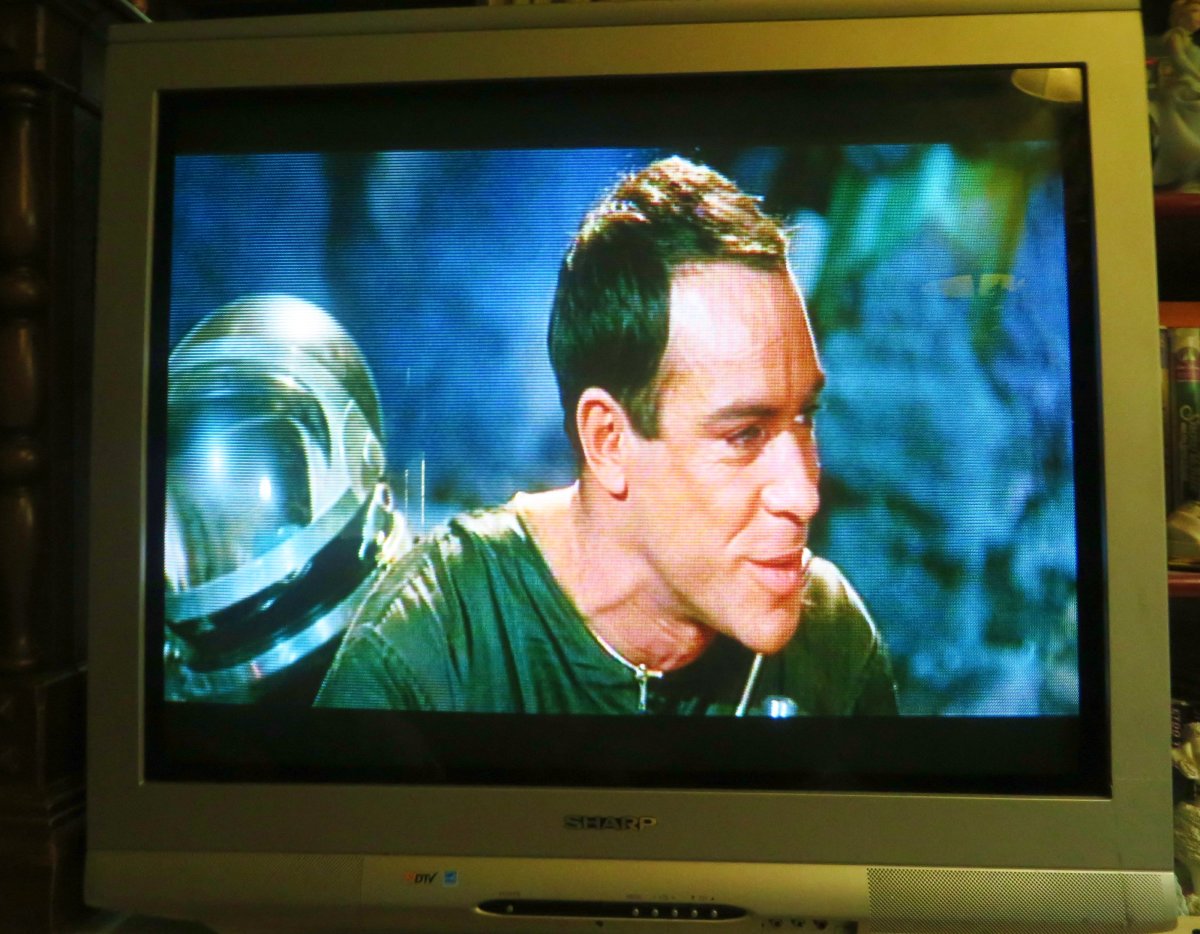 The Remarkable Sharp Color Television Model 32SF560, Made October 2006 ...