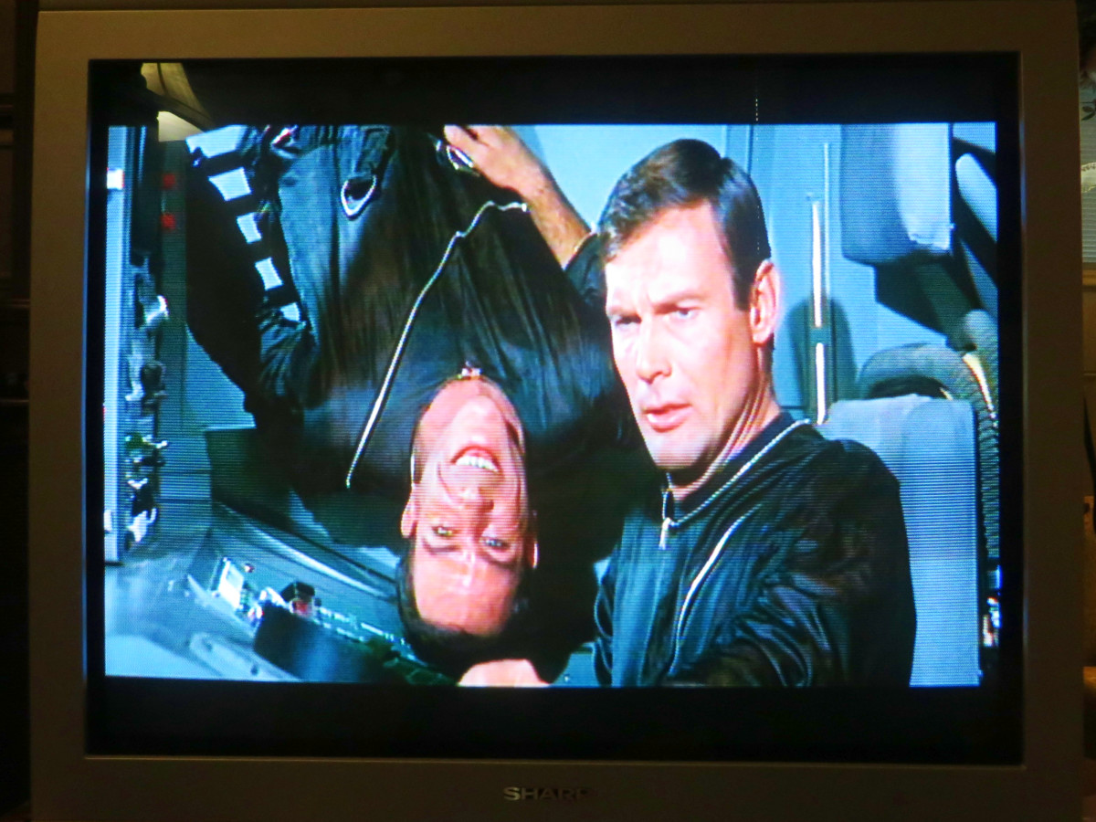 The Remarkable Sharp Color Television Model 32SF560, Made October 2006 ...