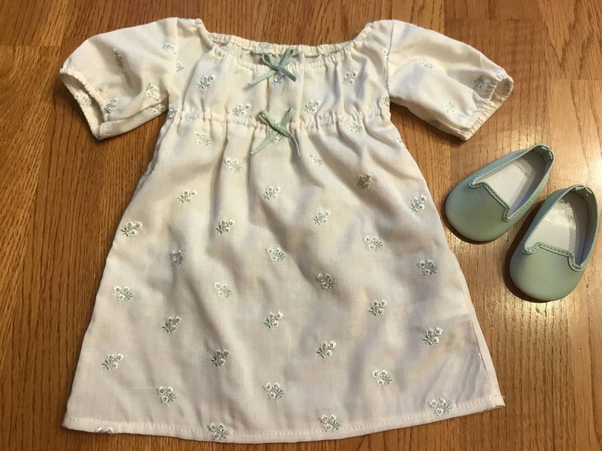 Marie-Grace’s Clothing and Accessories (An American Girl Collector’s ...