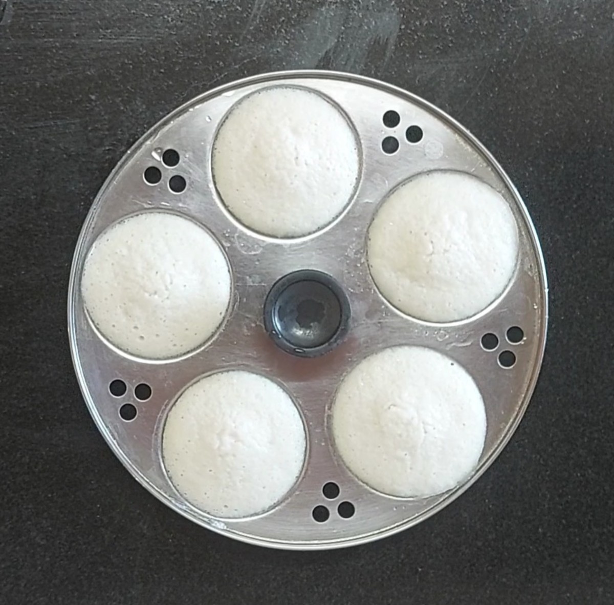 Idli Sambar: A Famous South Indian Breakfast - HubPages