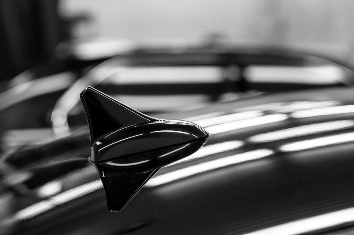 Man Demonstrates How to Properly Vinyl Wrap Antenna on Car - HubPages