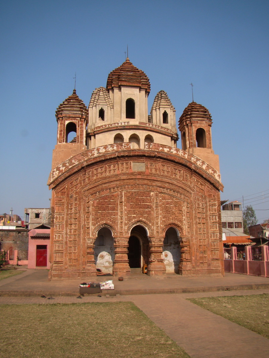 Nandadulaljiu temple of Chandannagar : The largest "Dochala" temple of ...