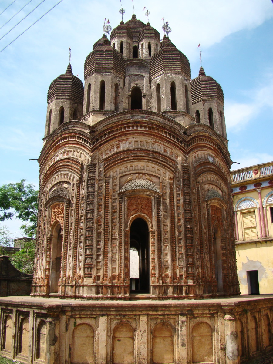 Nandadulaljiu temple of Chandannagar : The largest "Dochala" temple of ...