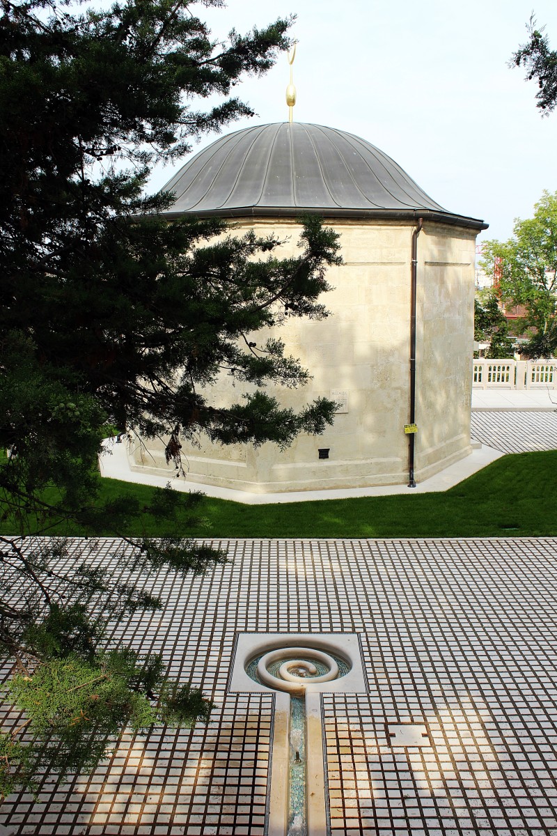 The Tomb of Gül Baba Is a Top Attraction in Budapest - HubPages
