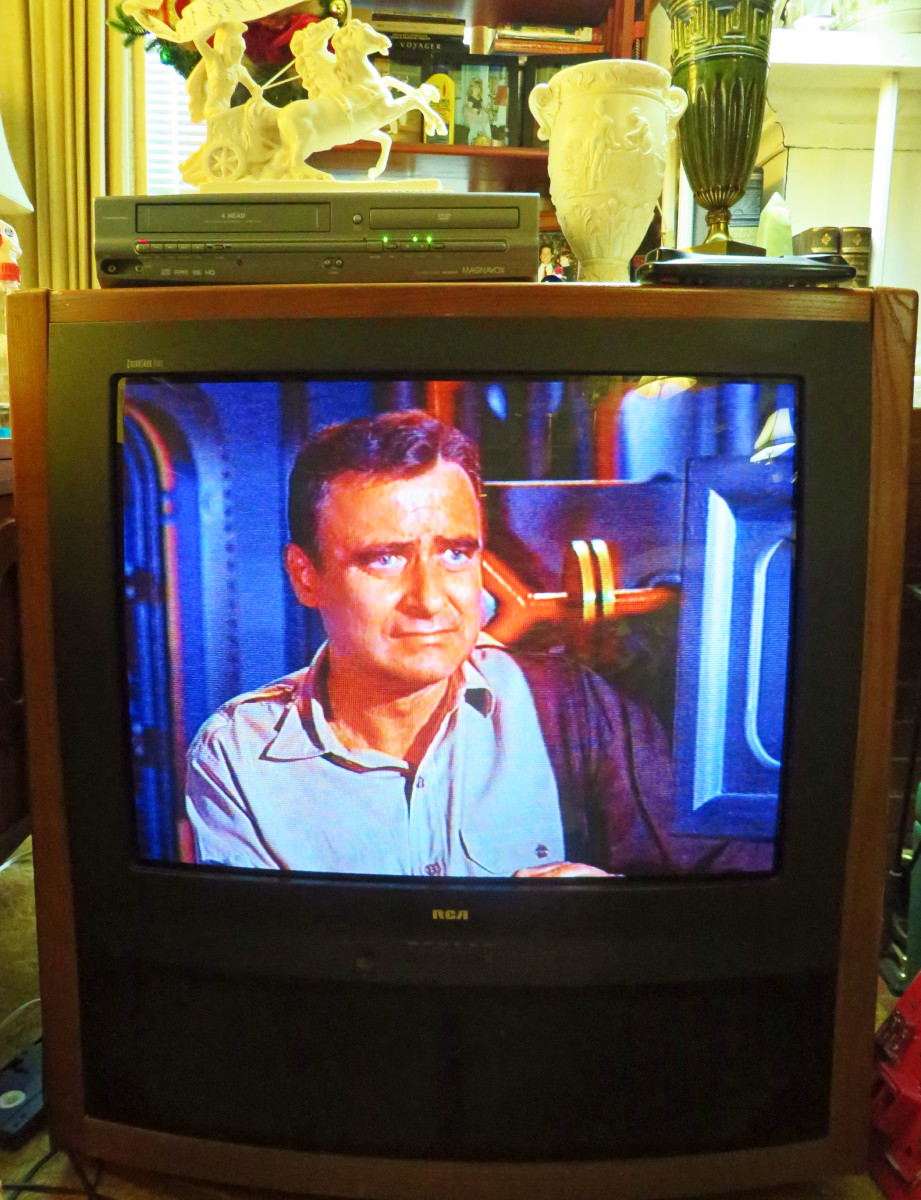 1998 RCA Colortrak Television Model G32643sk, RCA Chassis CTC187CN3 ...