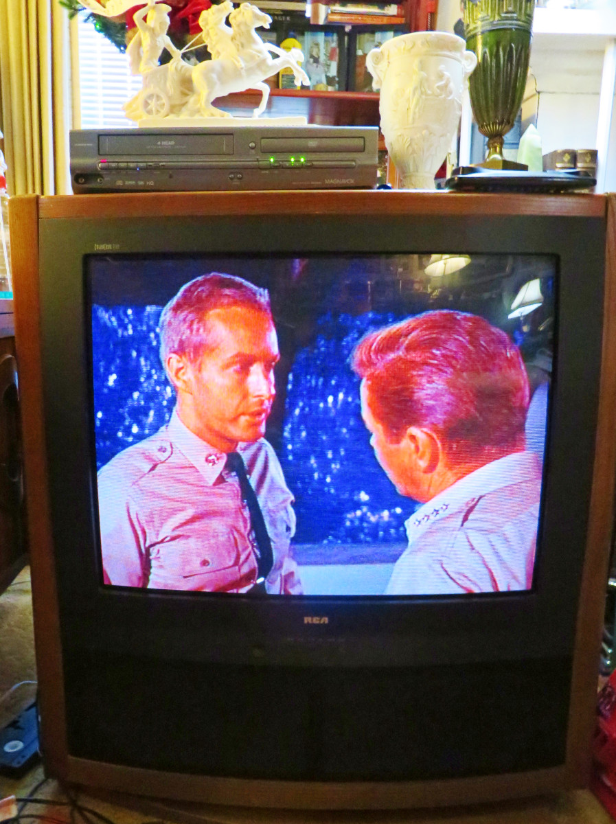 1998 RCA Colortrak Television Model G32643sk, RCA Chassis CTC187CN3 ...