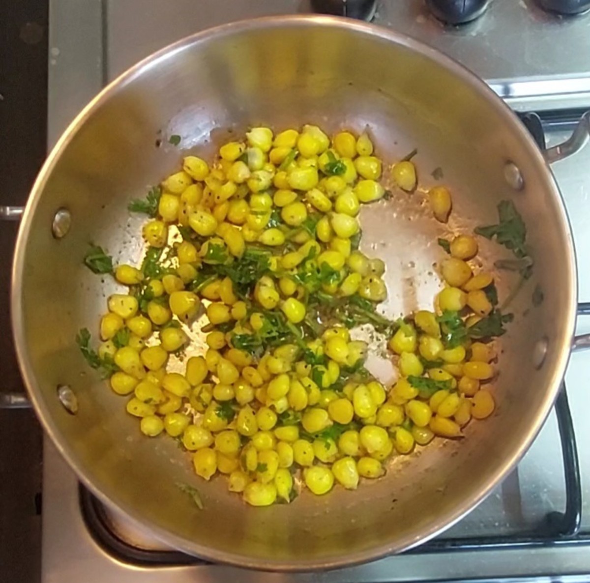 2 Lunchbox or Snack Recipes: Butter Sweet Corn & Palak Idlis - HubPages