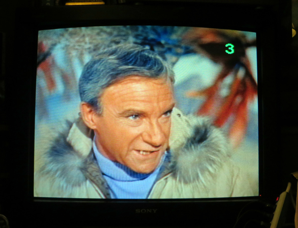 Sony Trinitron Color Television Model KV32S15, Chassis: AA-2, Made ...