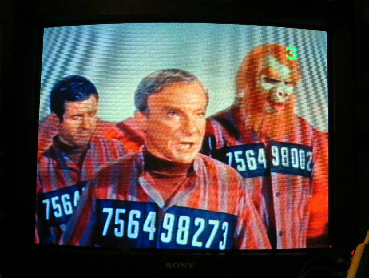 Sony Trinitron Color Television Model KV32S15, Chassis: AA-2, Made ...