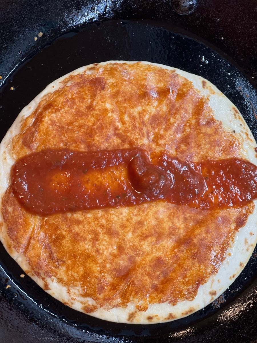 Crispy Pizza Wrap: Easy and Endlessly Personalizable Recipe - HubPages