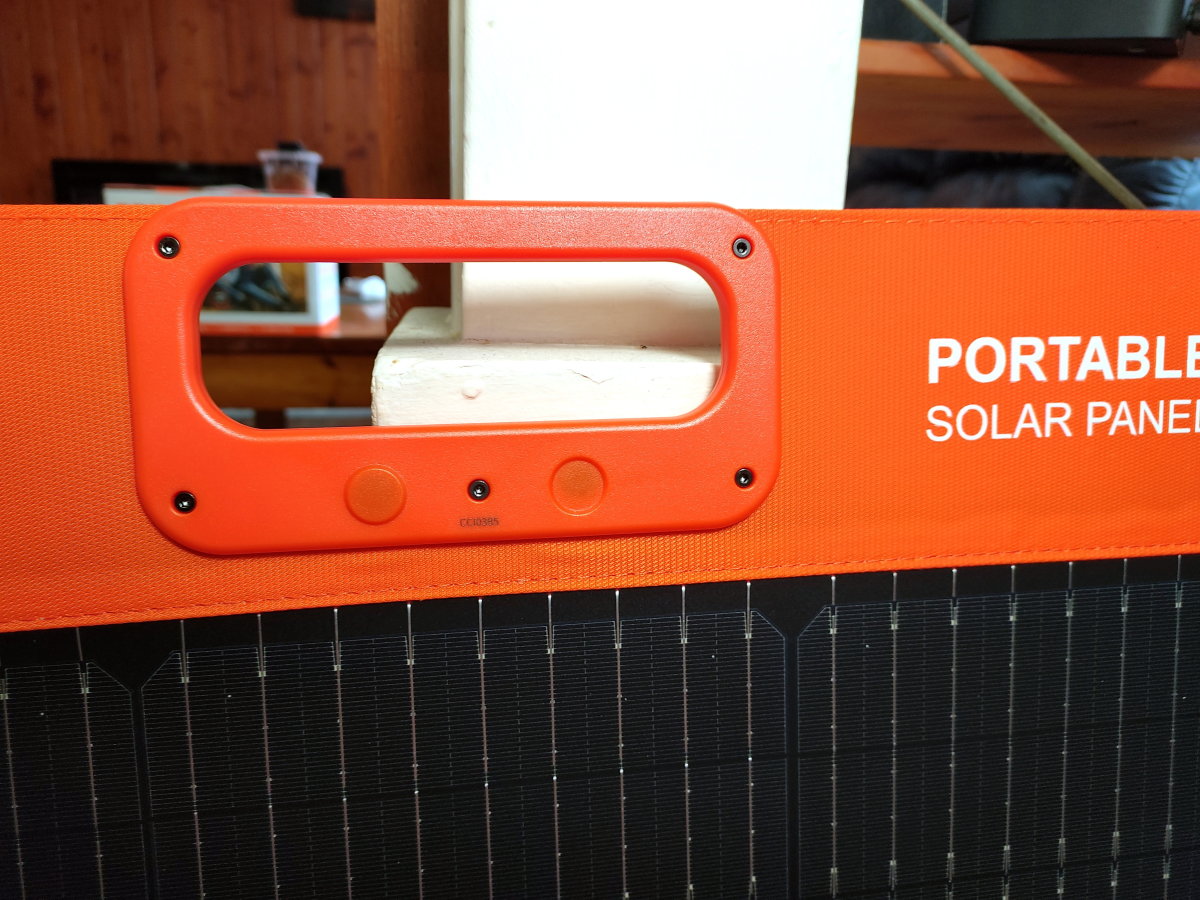 Review of the EBL Solar Apollo 100W Portable Solar Panel - HubPages