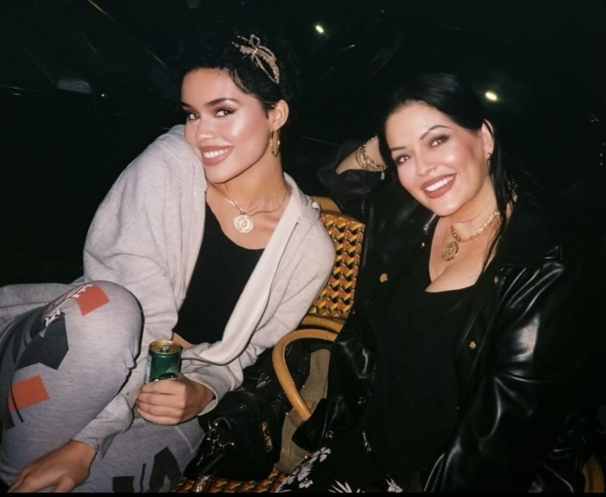 Nicole Daciana Anderson ~ A Multi-Platinum Songwriter's Journey - HubPages