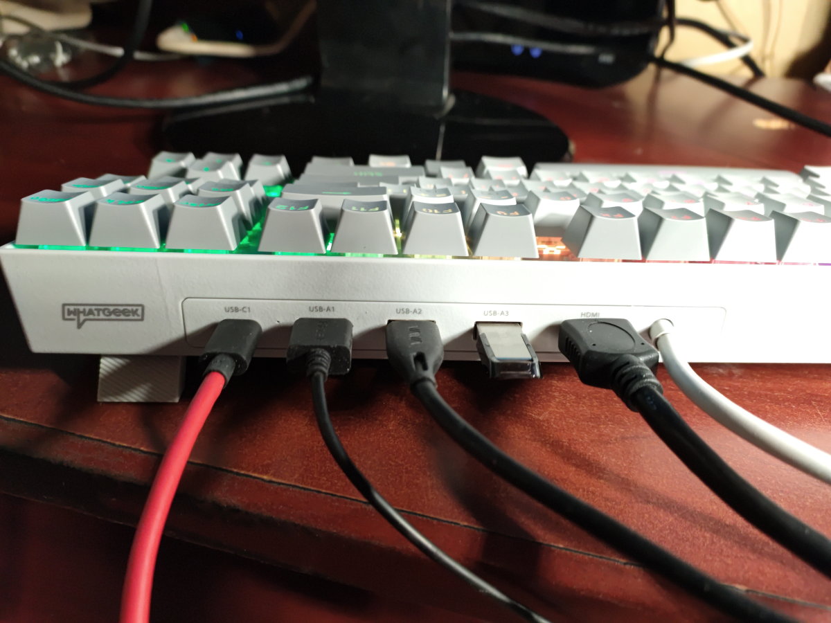 Review of the 3inuS KEBOHUB EE01 Mechanical Keyboard and Hub - HubPages