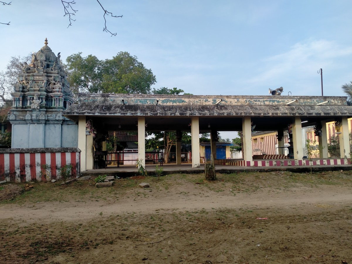 Adi Vinayagar or Naramukha Ganapathi temple of Thilatharpanpuri at Koothanur,Tamilnadu - HubPages