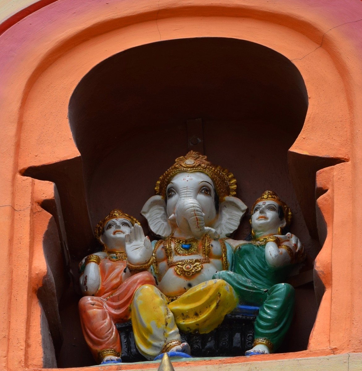 Adi Vinayagar or Naramukha Ganapathi temple of Thilatharpanpuri at ...