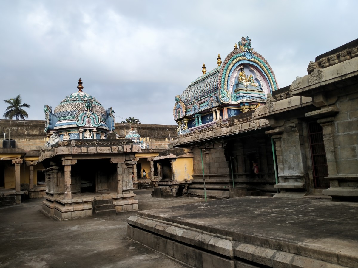 Adi Vinayagar or Naramukha Ganapathi temple of Thilatharpanpuri at Koothanur,Tamilnadu - HubPages