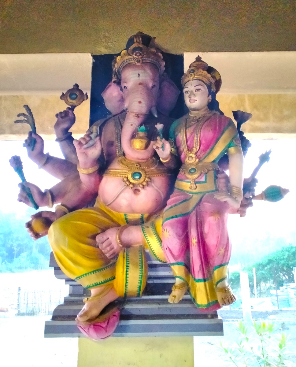 Adi Vinayagar or Naramukha Ganapathi temple of Thilatharpanpuri at Koothanur,Tamilnadu - HubPages