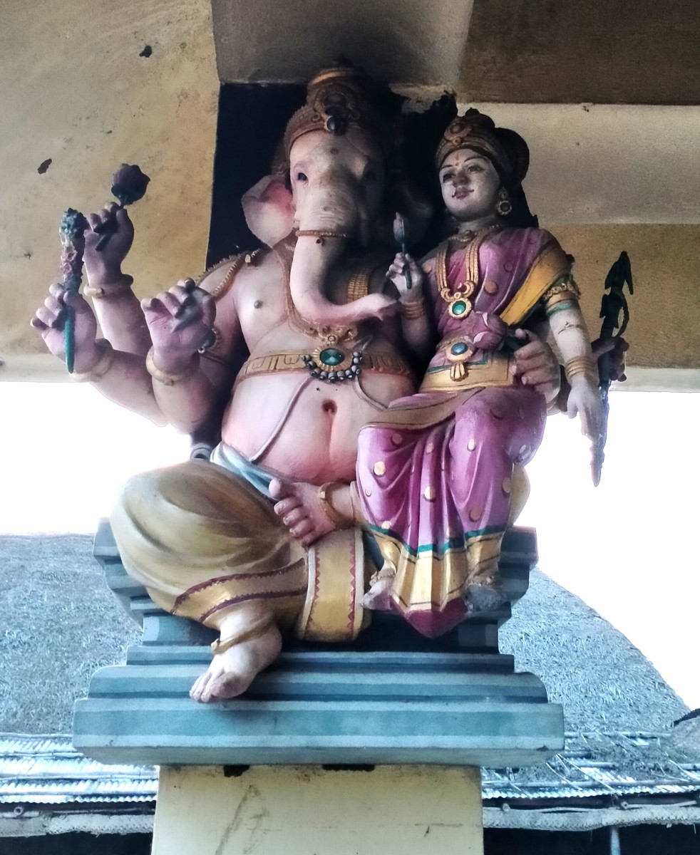 Adi Vinayagar or Naramukha Ganapathi temple of Thilatharpanpuri at Koothanur,Tamilnadu - HubPages