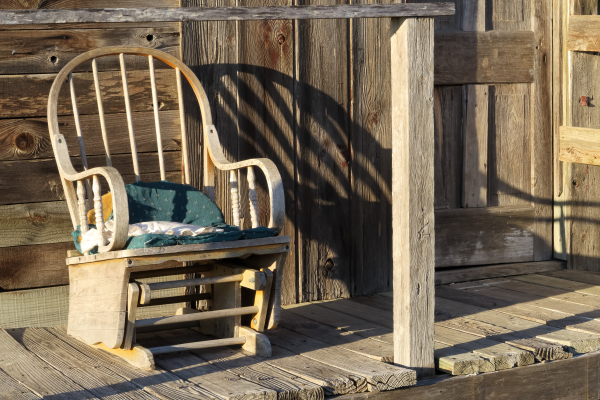 Video Appears To Show Rocking Chair Moving On Its Own, But Reflection ...