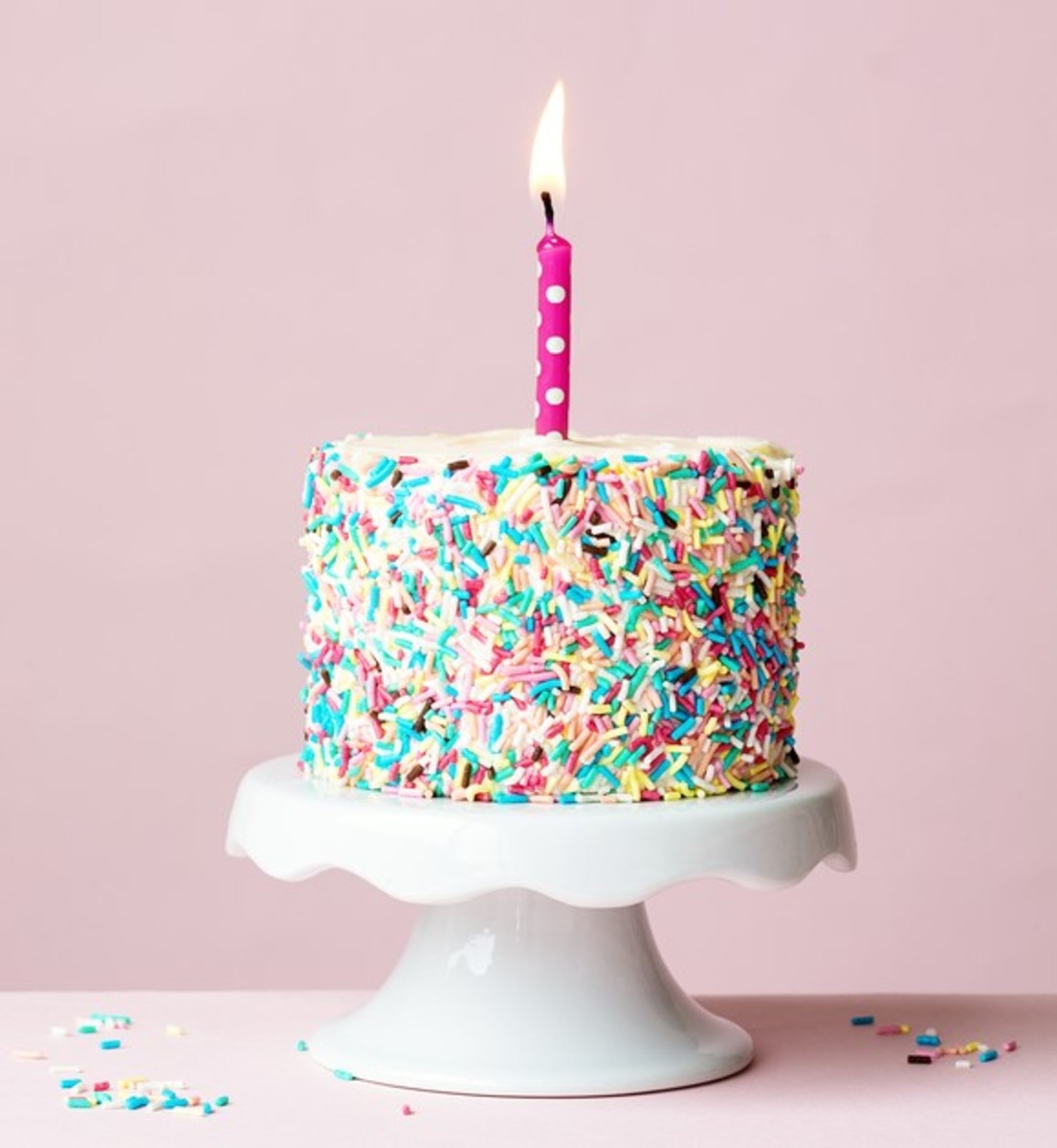 Mom's Simple Hack Turns Store-Bought Birthday Cake Into a Colorful Gem ...
