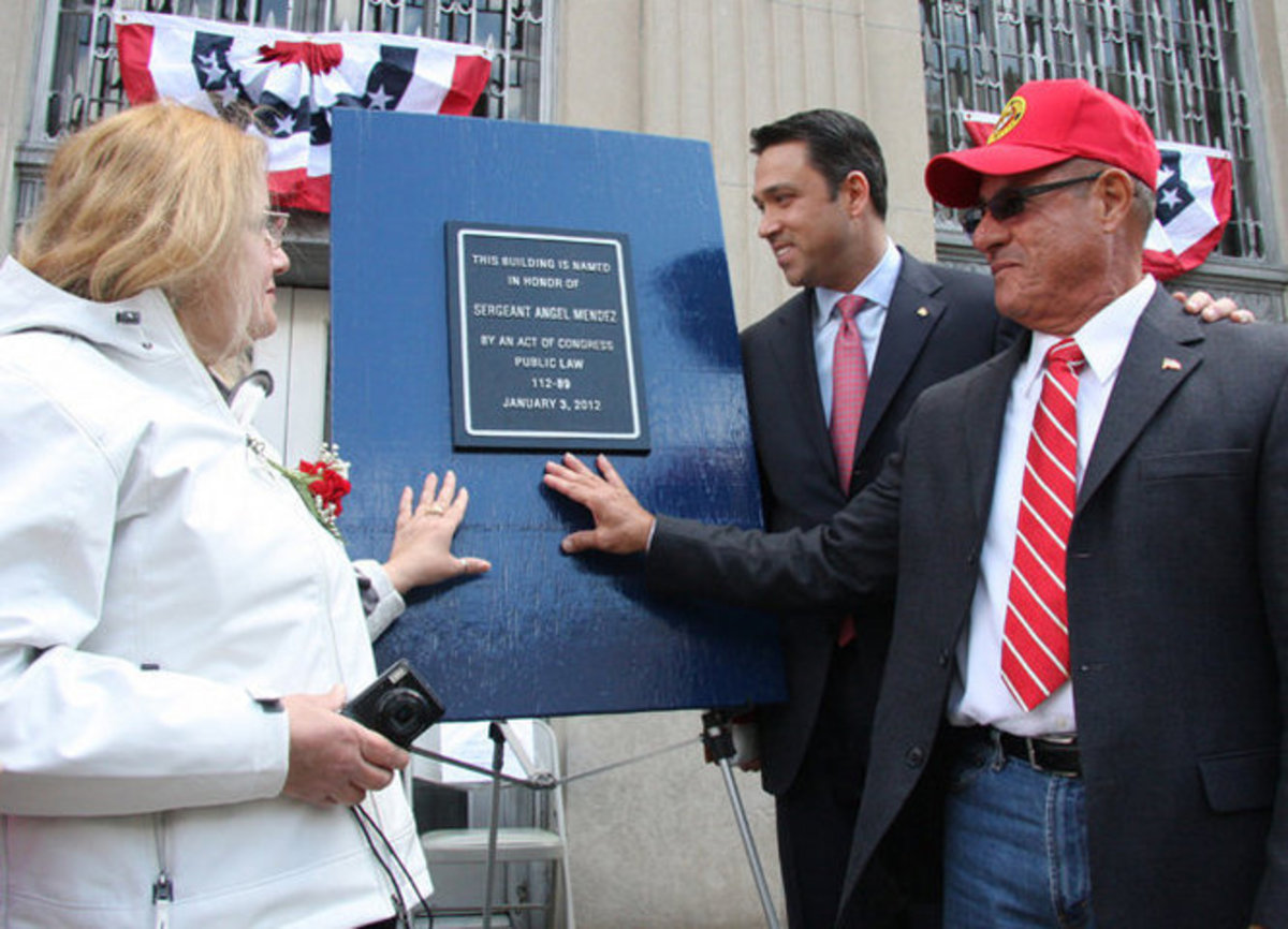 Sgt. Angel Mendez - An Example for Others - HubPages