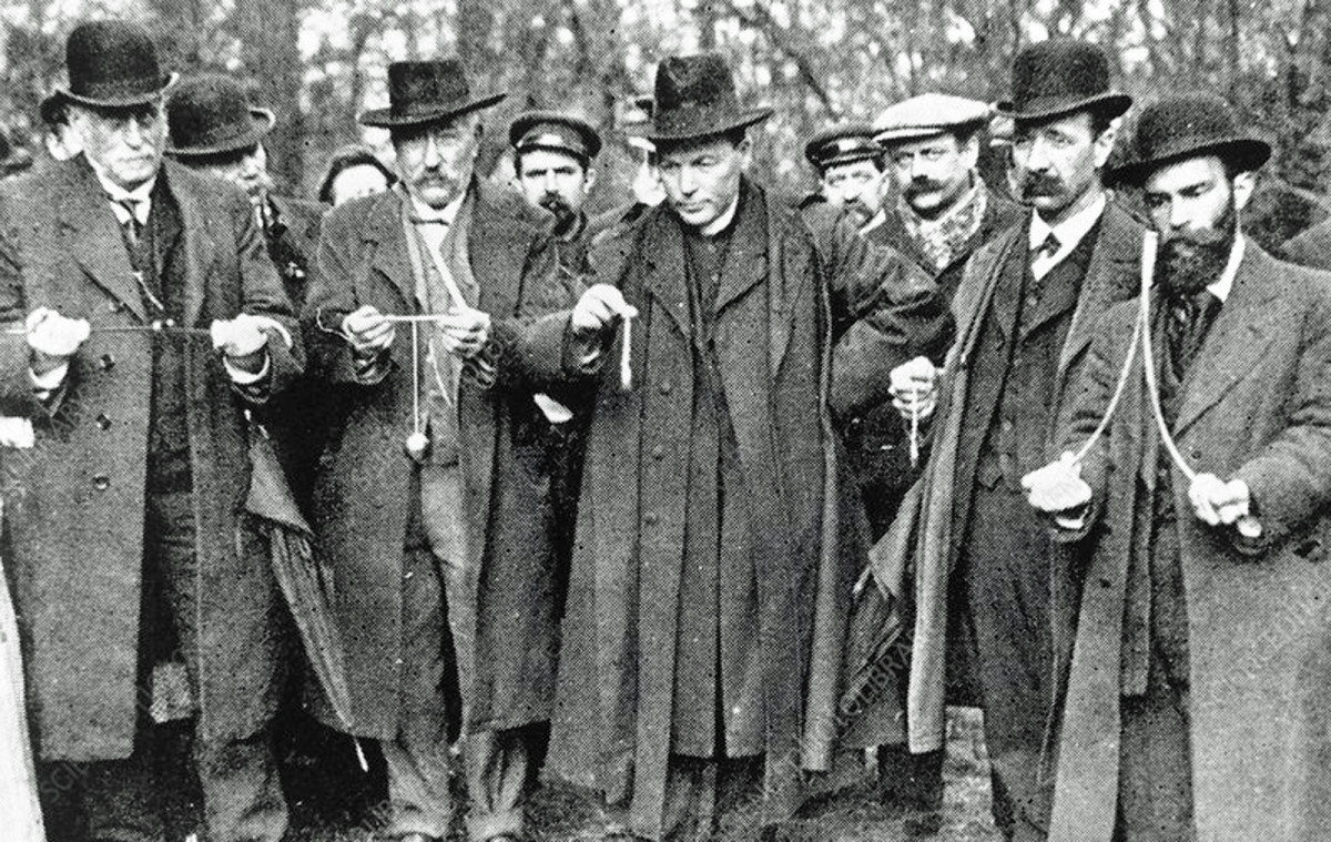 A Skeptic Looks at Dowsing and Ancient Divination Techniques - HubPages