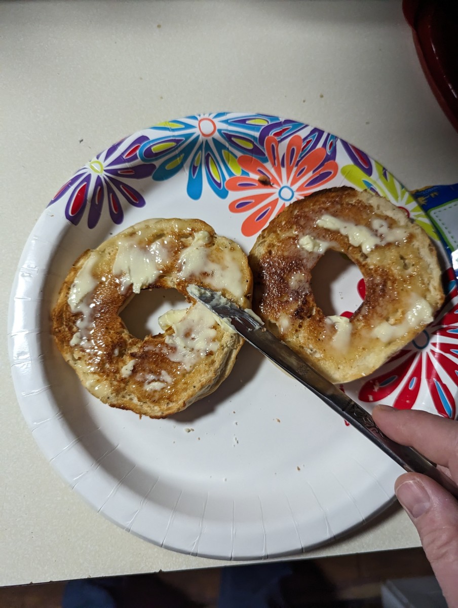 Bubba's Sliced Bagels - Onion Flavored - HubPages