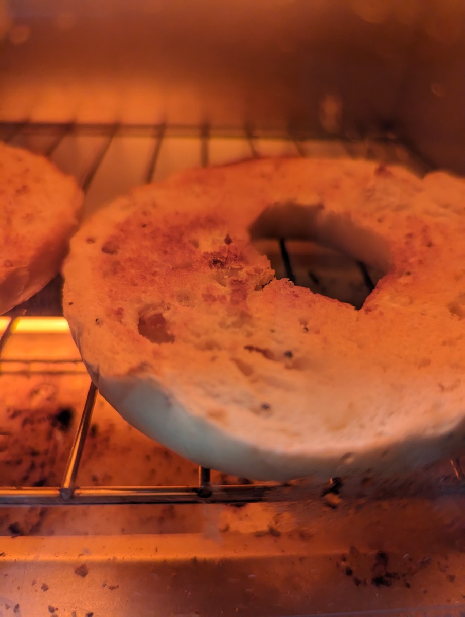 Bubba's Sliced Bagels - Onion Flavored - HubPages