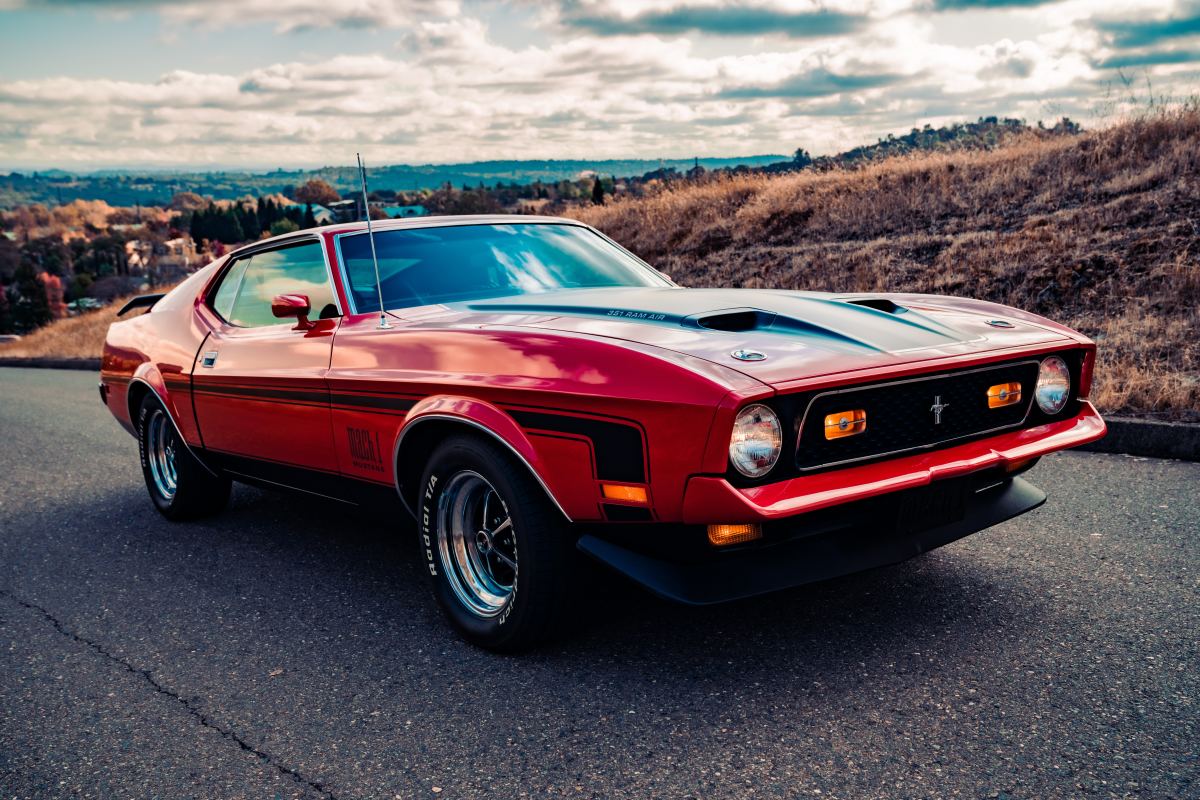 The Interior of This Mustang Is Jaw-Droppingly Impressive - HubPages