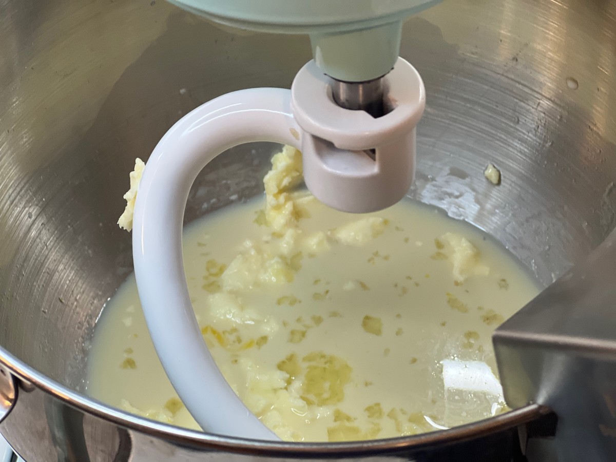 Easy Dinner Rolls: Soft, Fluffy, and Delightful! - HubPages