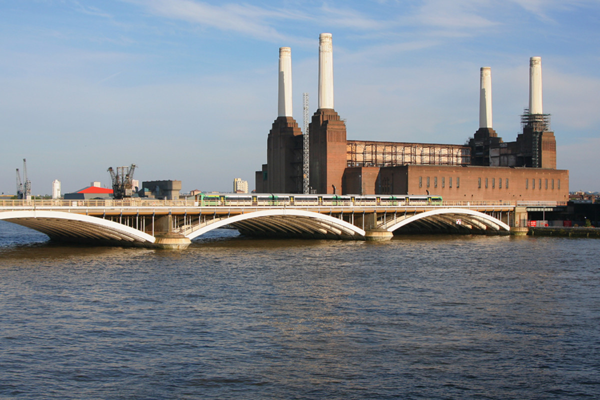 The 33 Bridges on the River Thames - HubPages