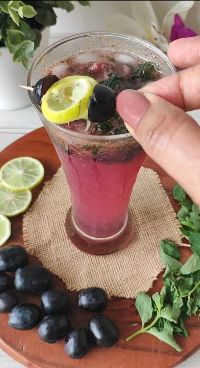 Black Grapes Mojito Recipe: A Refreshing Twist on a Classic Summer ...