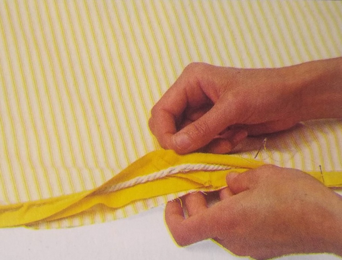 How to Make a Cushion Edging: Part 1 - HubPages