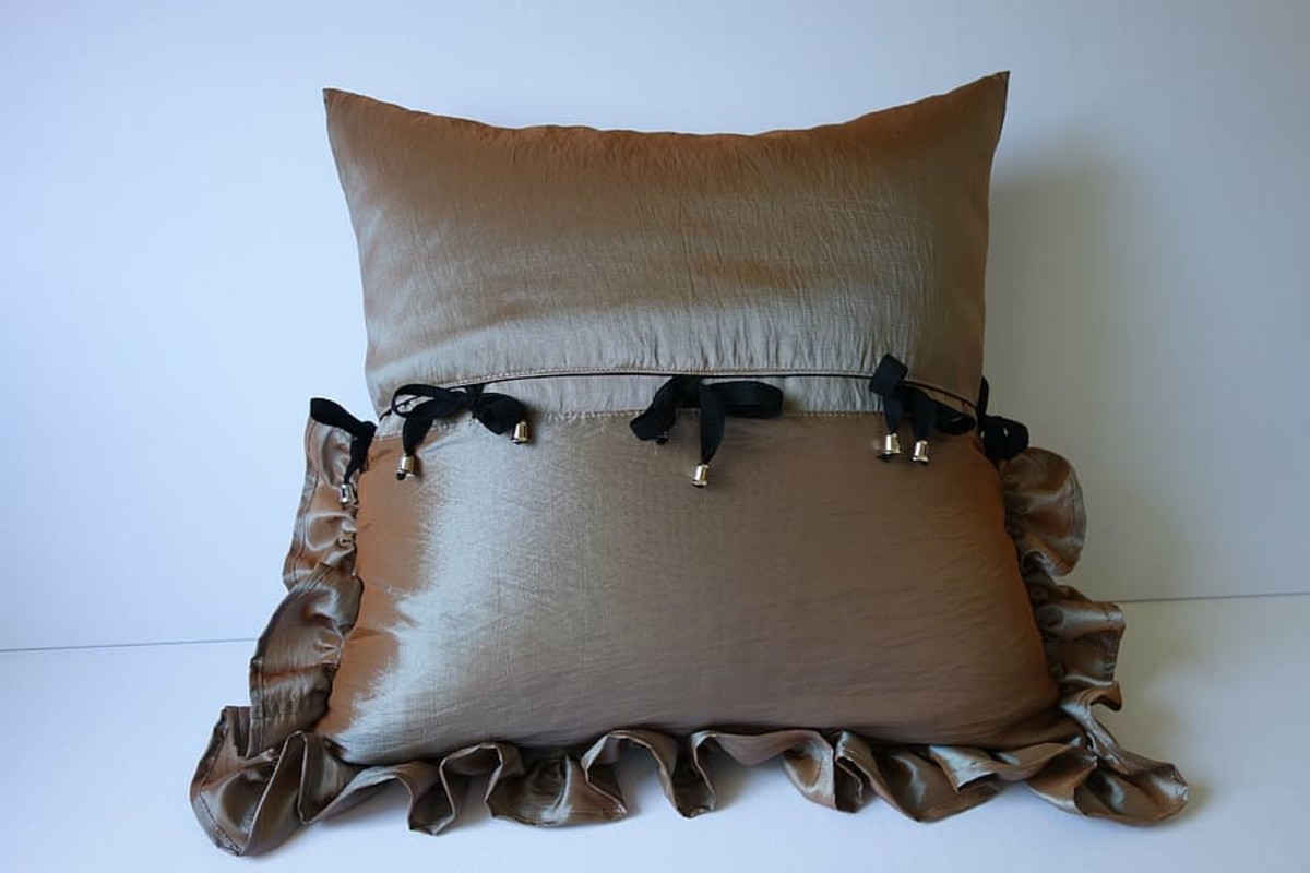How to Make a Cushion Edging: Part 2 - HubPages