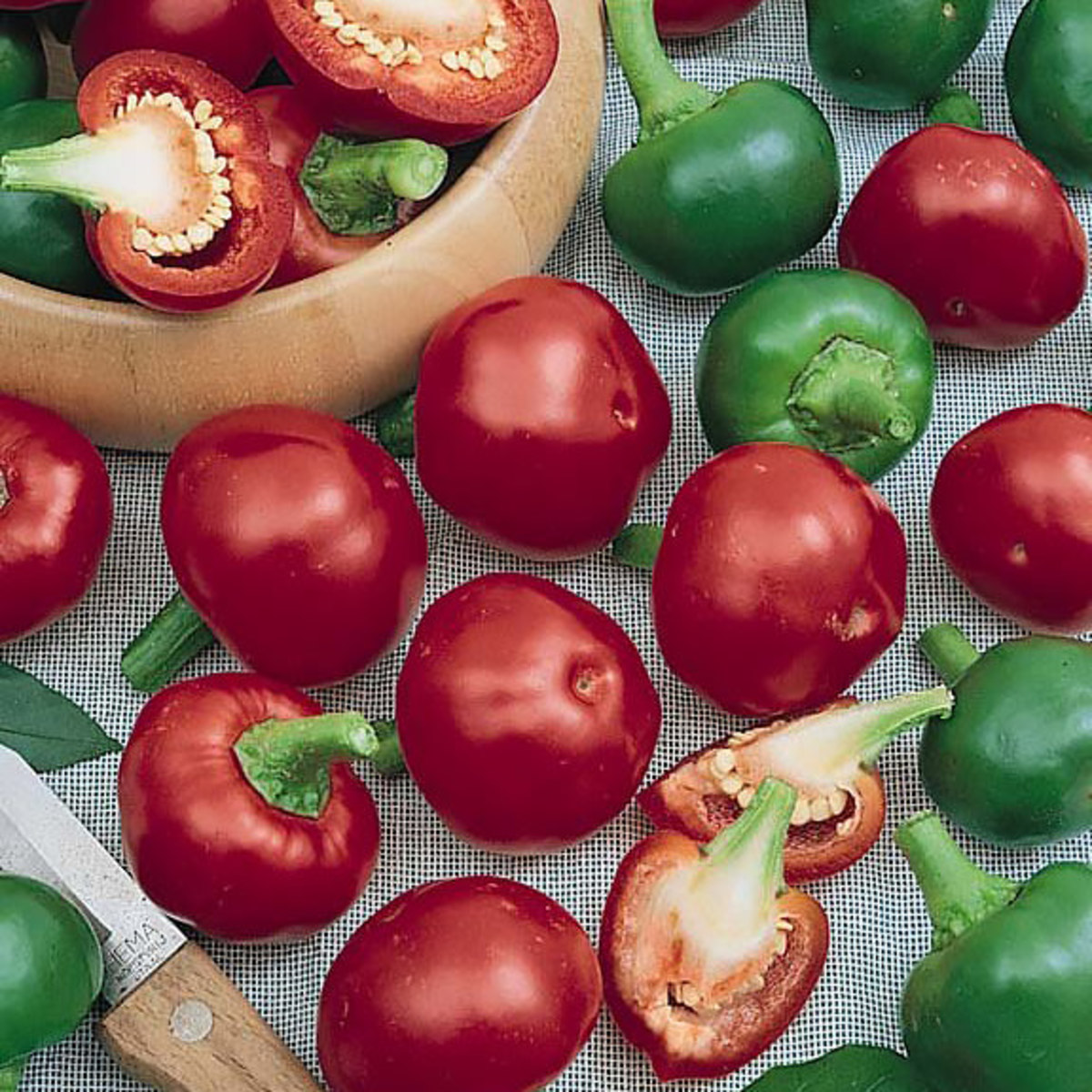 A Step-by Step Guide on How to Grow Cherry Peppers - HubPages