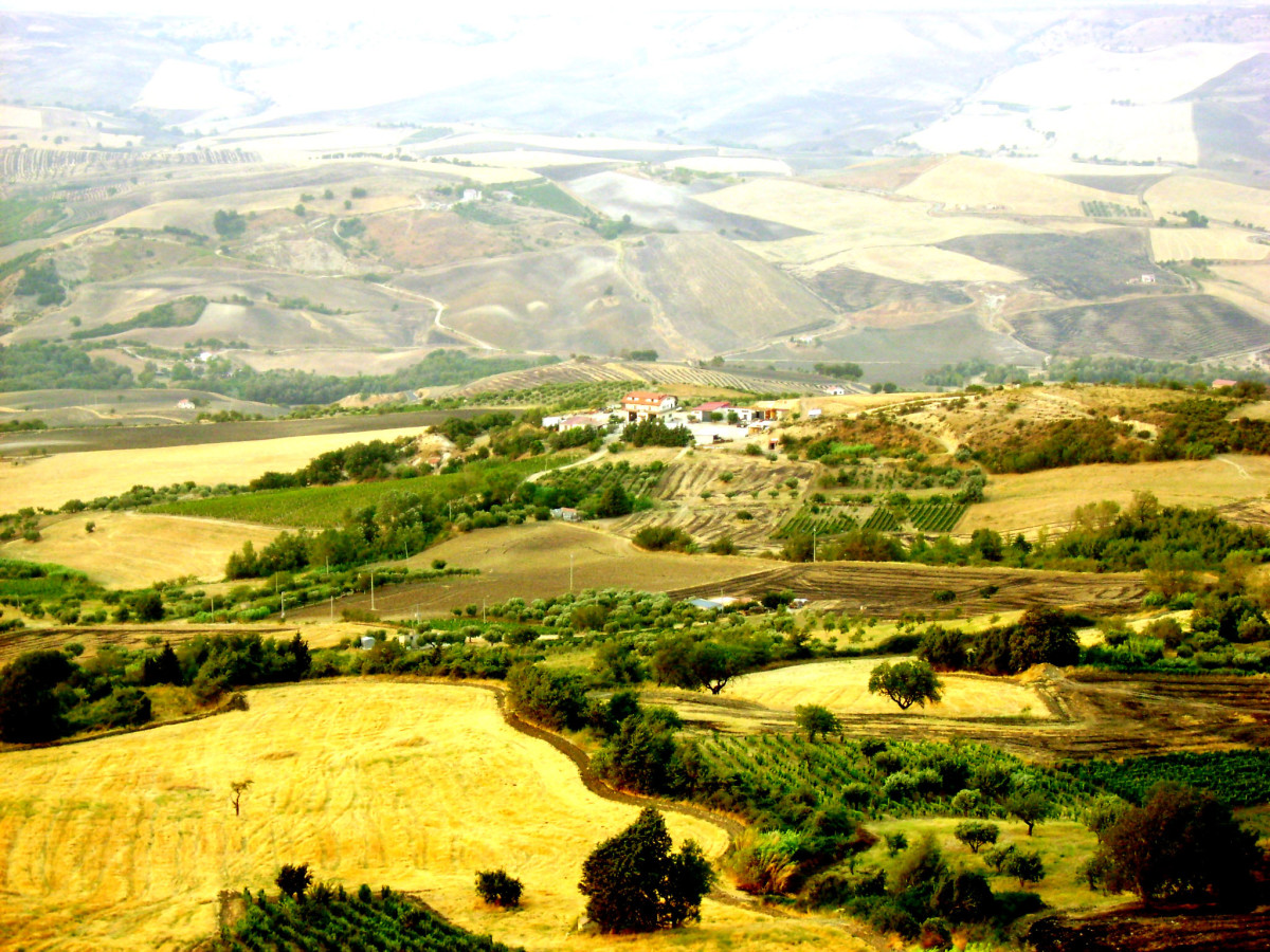 Mysterious Lucania - HubPages