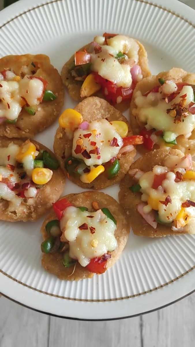 Papdi Pizza Recipe: Quick and Easy Party Starter - HubPages
