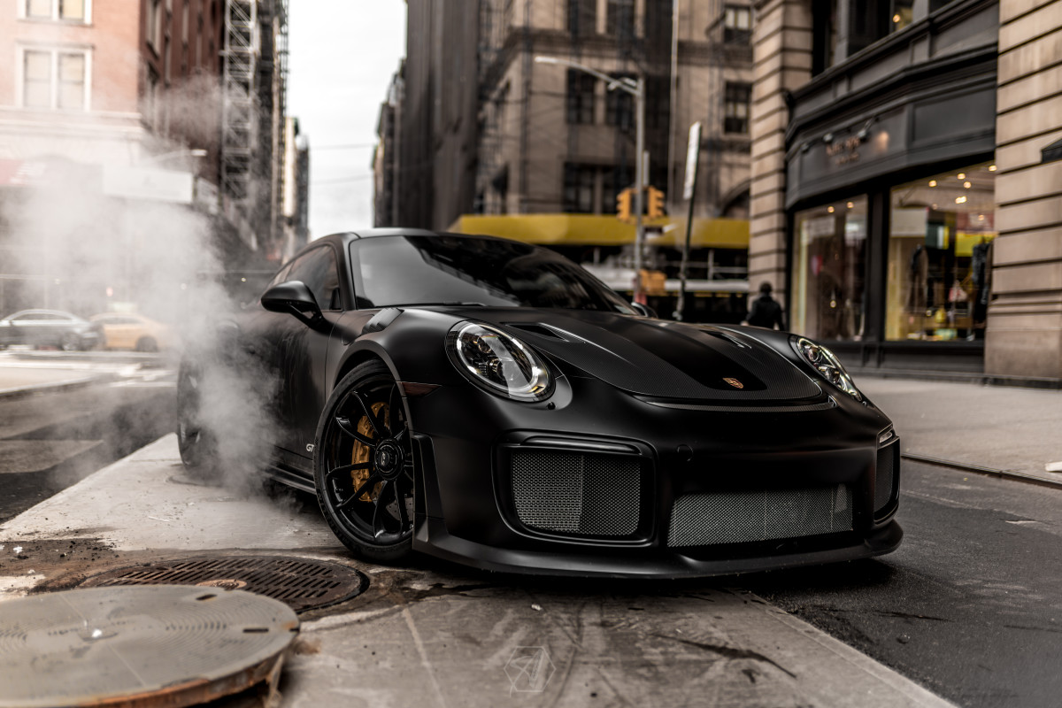 Stunning Footage of Porsche 911 Turbo S Will Leave Car Lovers Drooling ...
