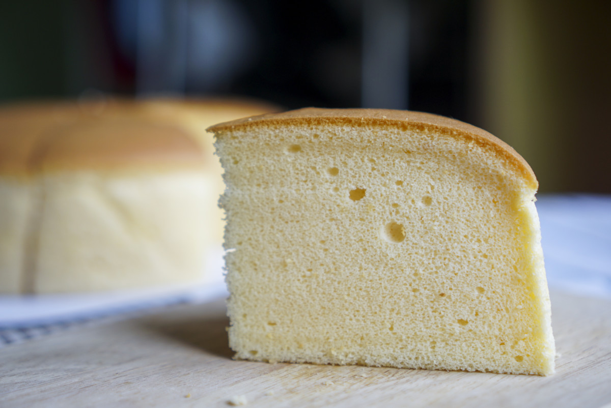 Cool and Cheap Cake Hack Couldn't Be More Efficient - Delishably News